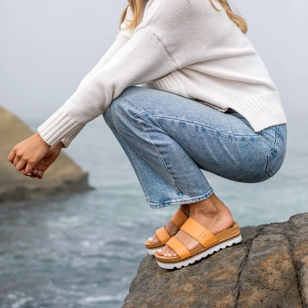 REEF® Sandals, Shoes & Apparel